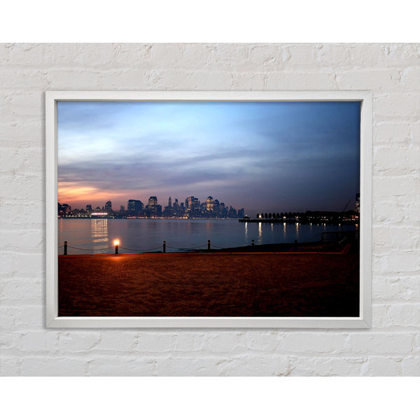 Ebern Designs Stadt auf der anderen Seite des Wassers - Einzelne Bilderrahmen Kunstdrucke auf ...